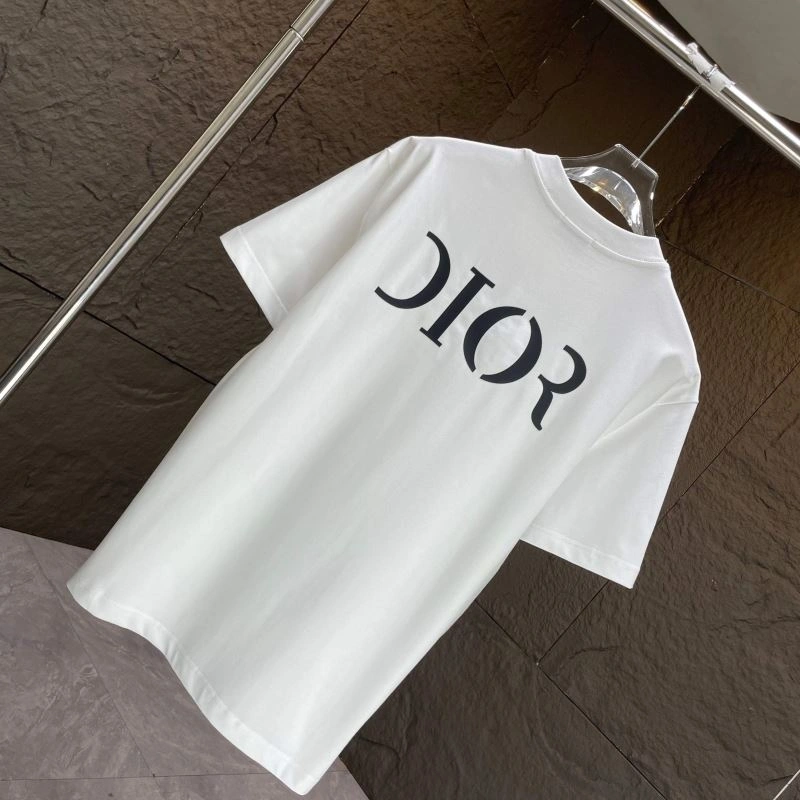 Low-cost Christian Dior T-Shirts