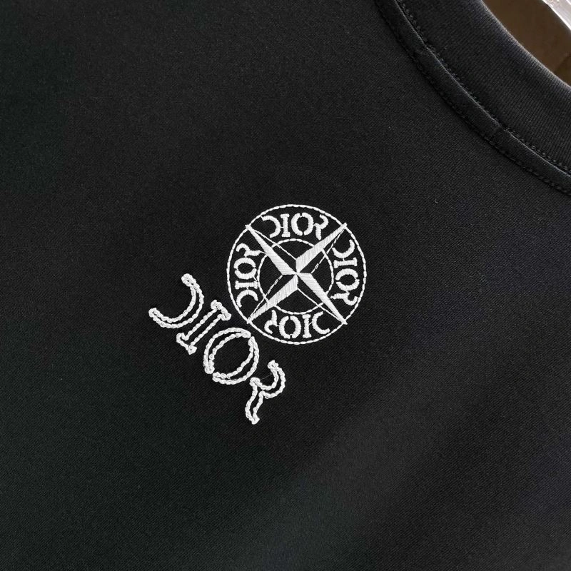 Top match Christian Dior T-Shirts