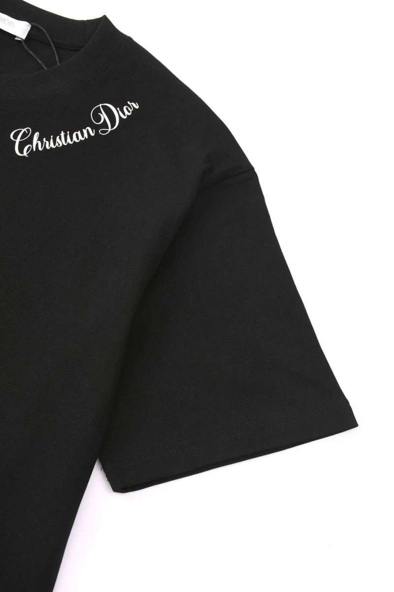 Accurate model Christian Dior T-Shirts