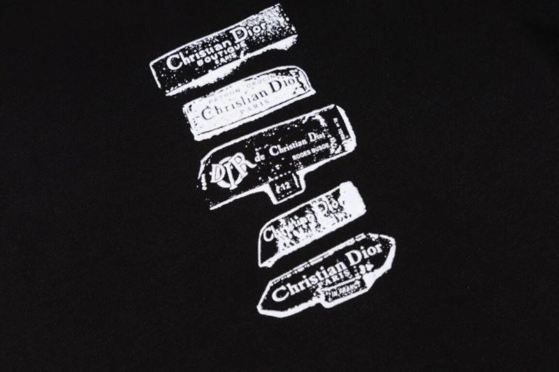 Low-cost Christian Dior T-Shirts