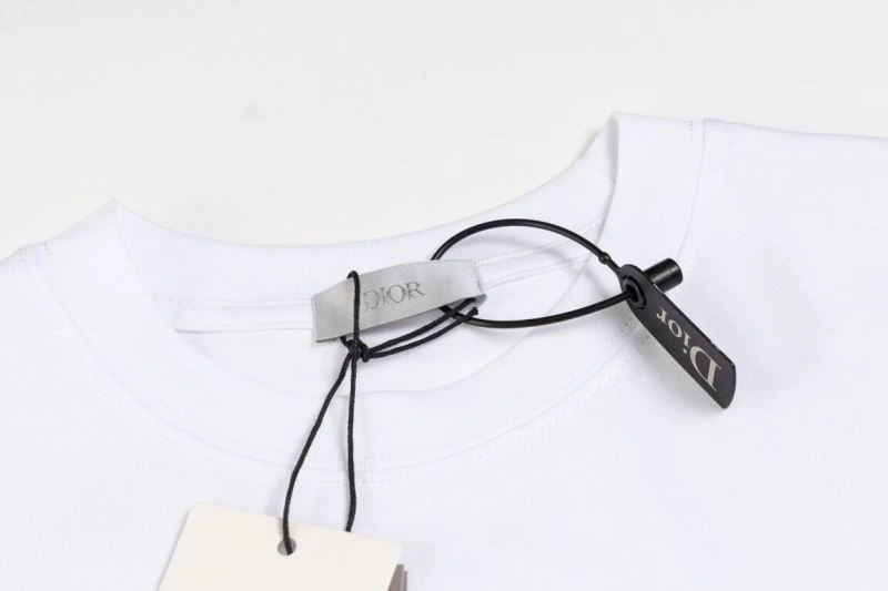 Low-cost Christian Dior T-Shirts