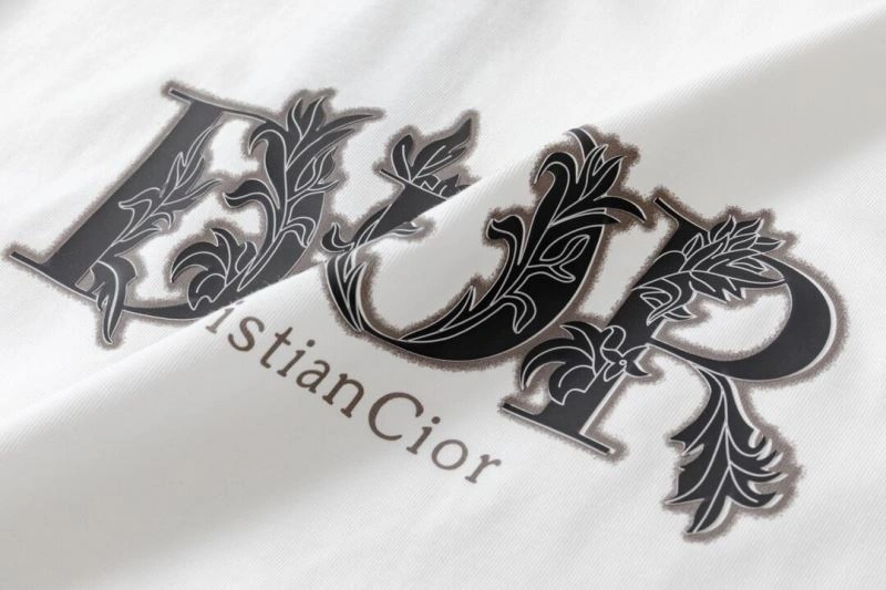 Bargain Christian Dior T-Shirts