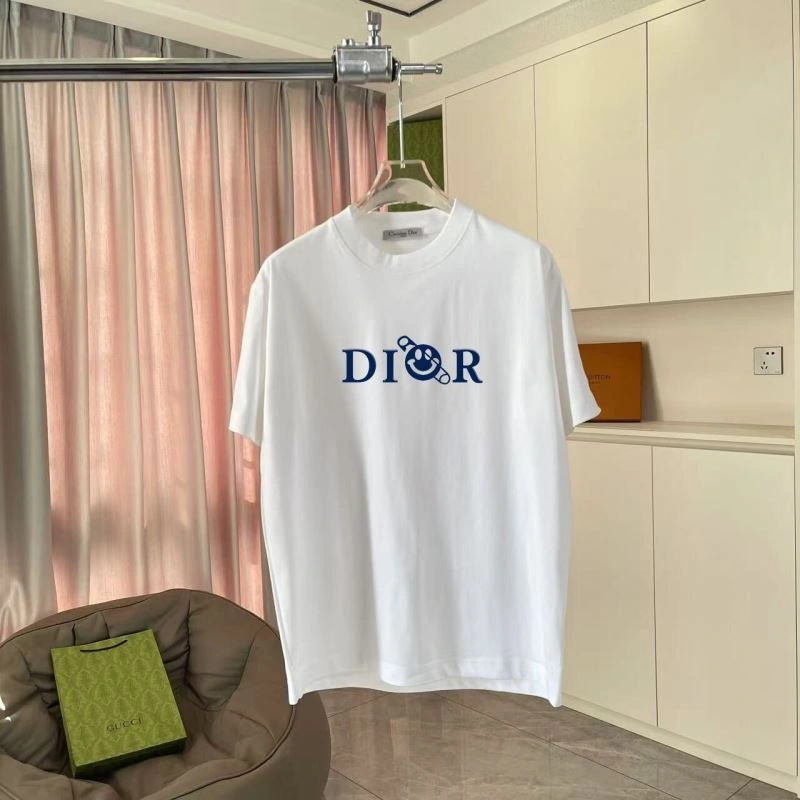 Inexpensive Christian Dior T-Shirts