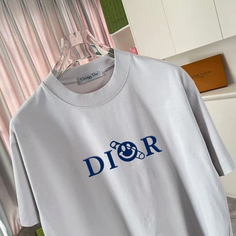 Inexpensive Christian Dior T-Shirts