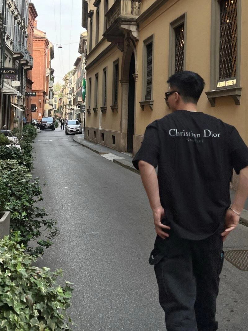 Reasonably priced Christian Dior T-Shirts