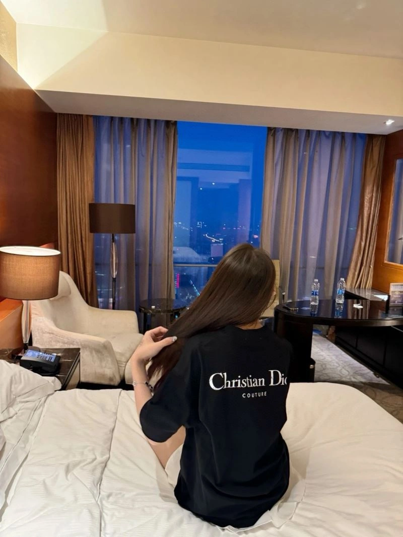 Reasonably priced Christian Dior T-Shirts