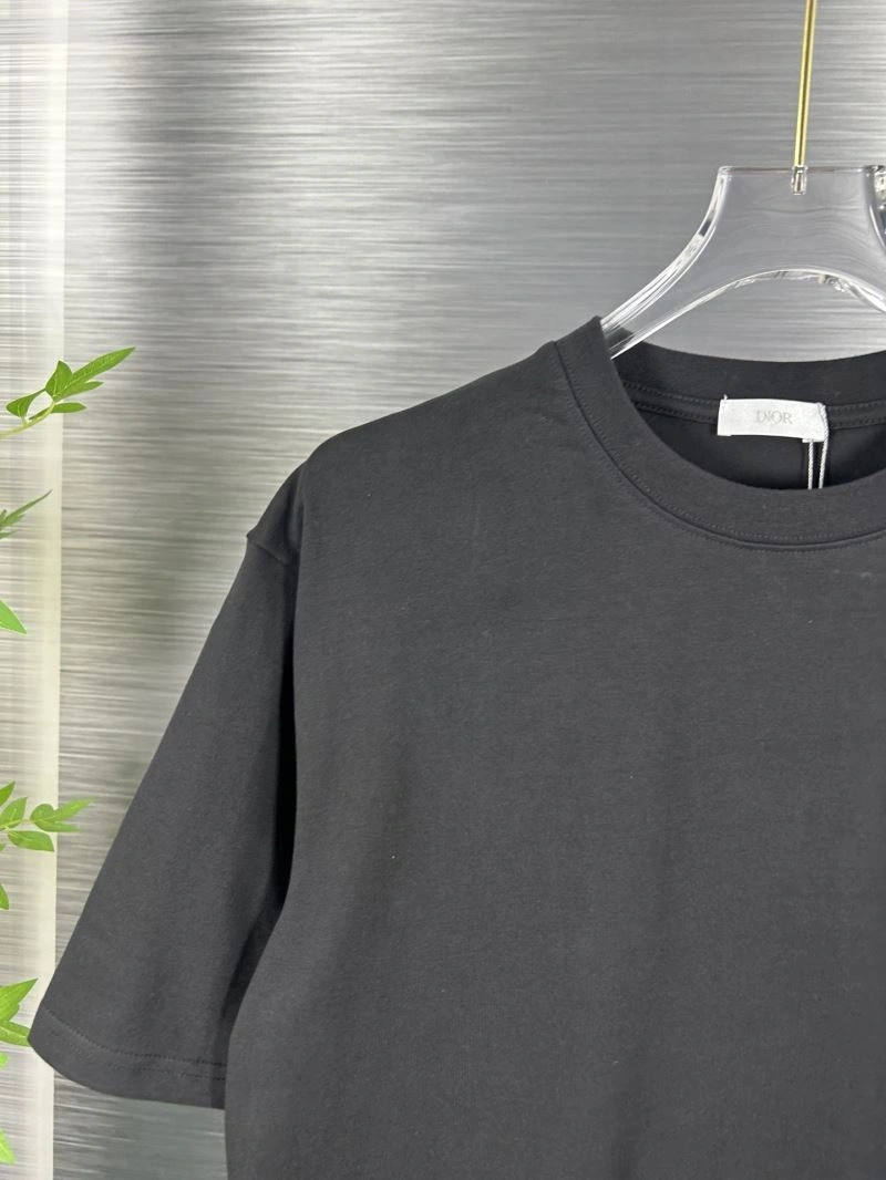 Affordable Christian Dior T-Shirts