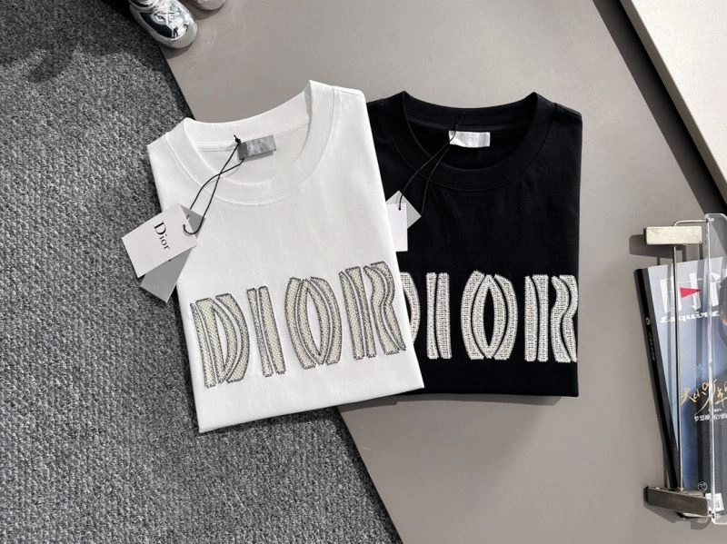 Inexpensive Christian Dior T-Shirts