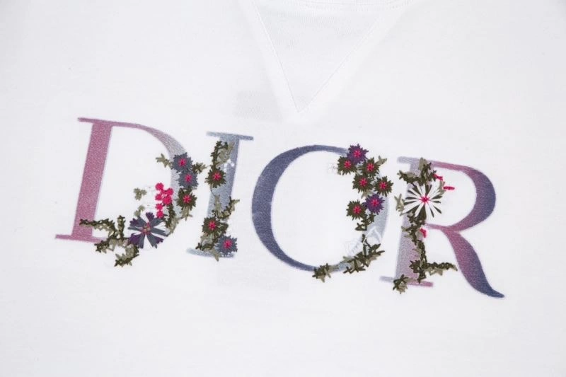 Low-cost Christian Dior T-Shirts