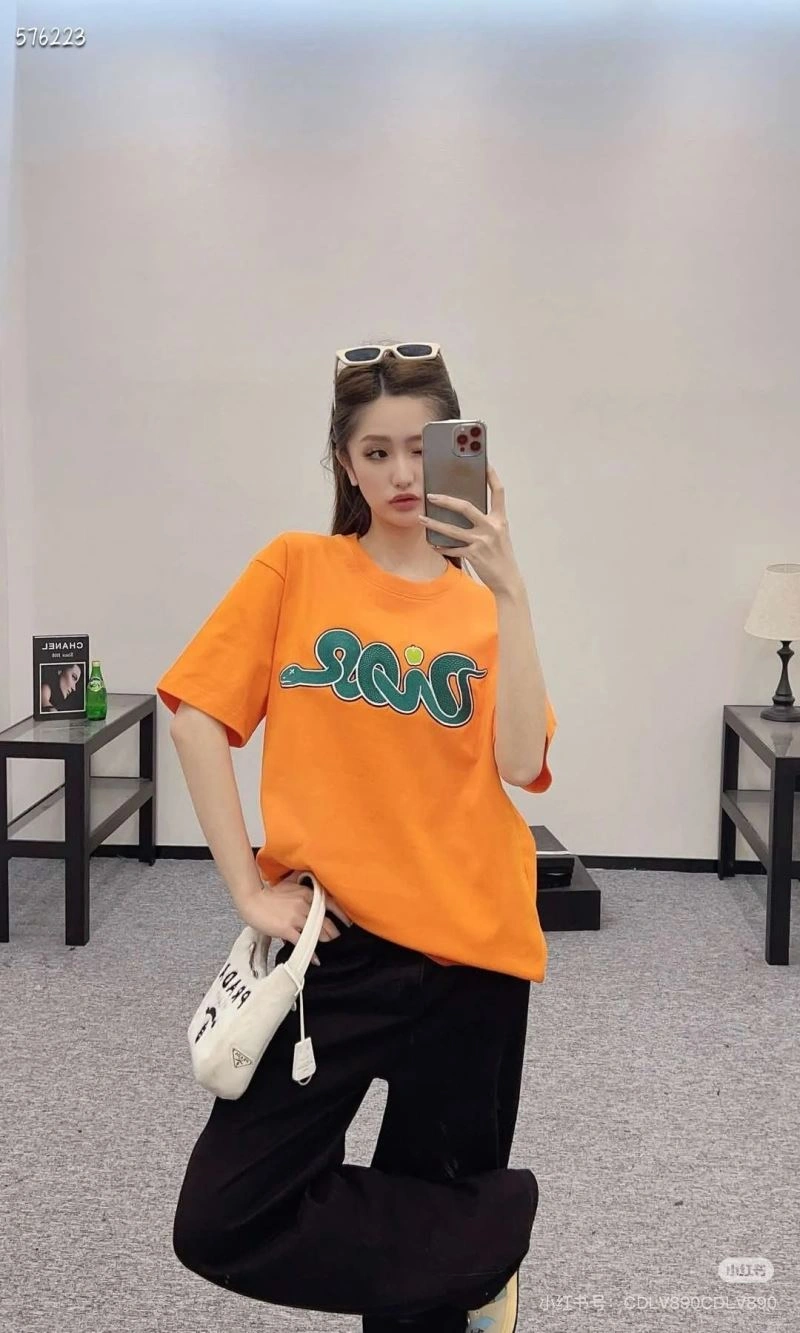 Inexpensive Christian Dior T-Shirts