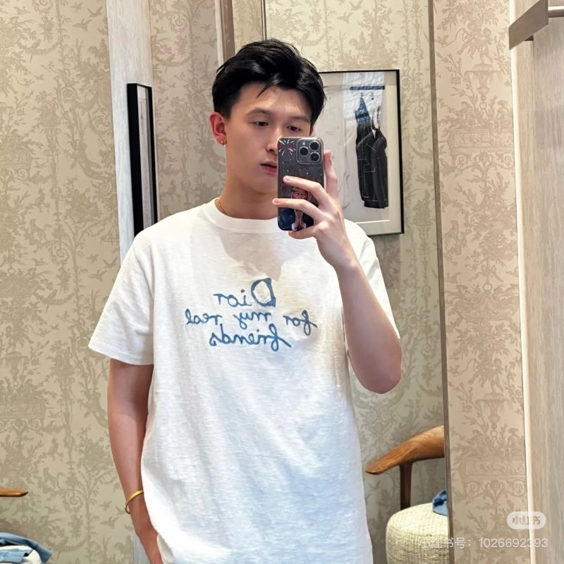 Low-cost Christian Dior T-Shirts