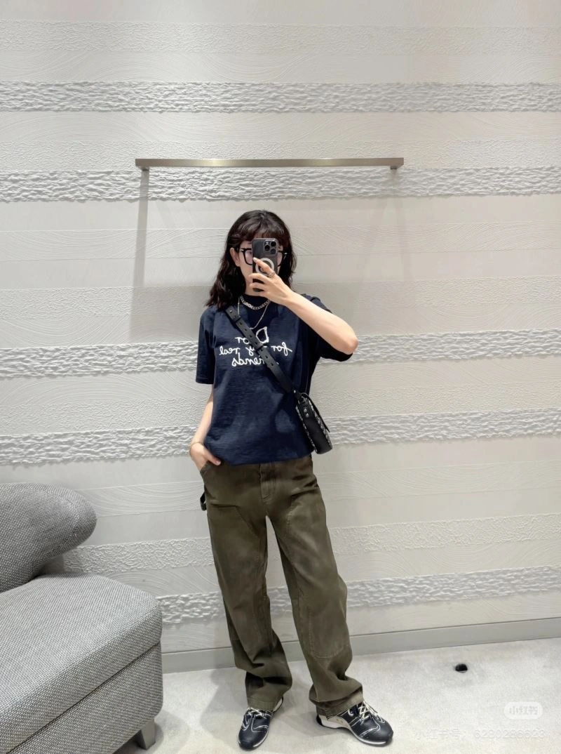 Low-cost Christian Dior T-Shirts