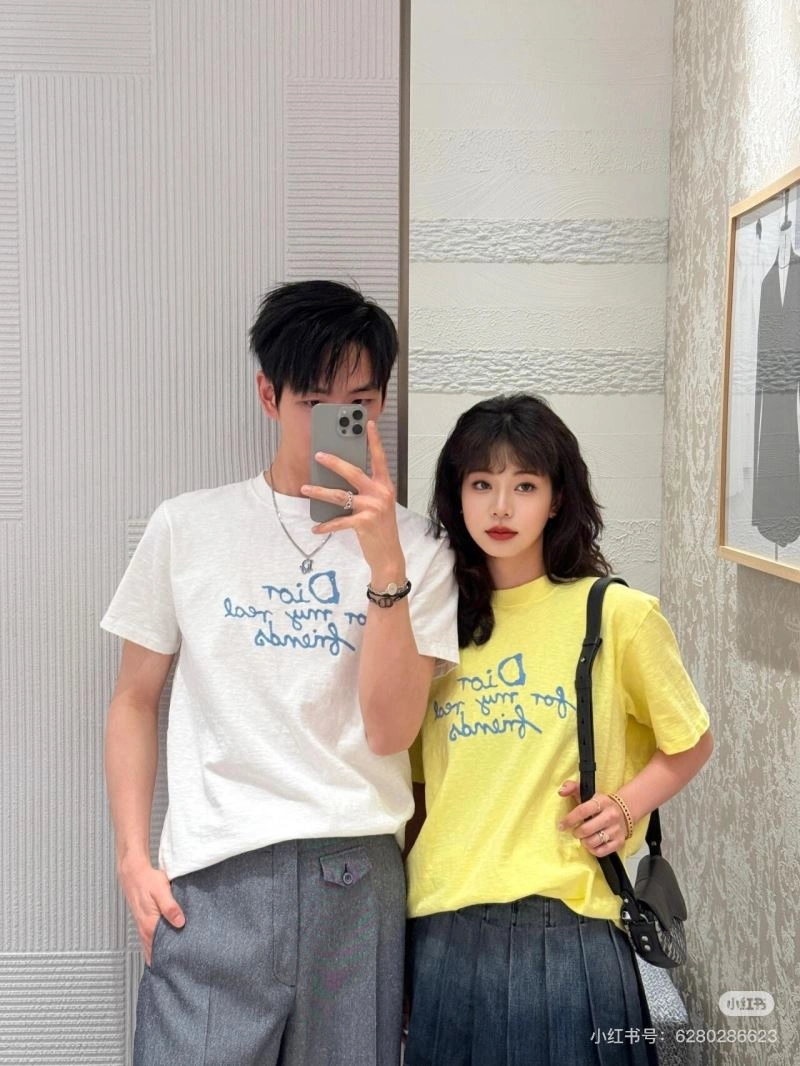 Low-cost Christian Dior T-Shirts