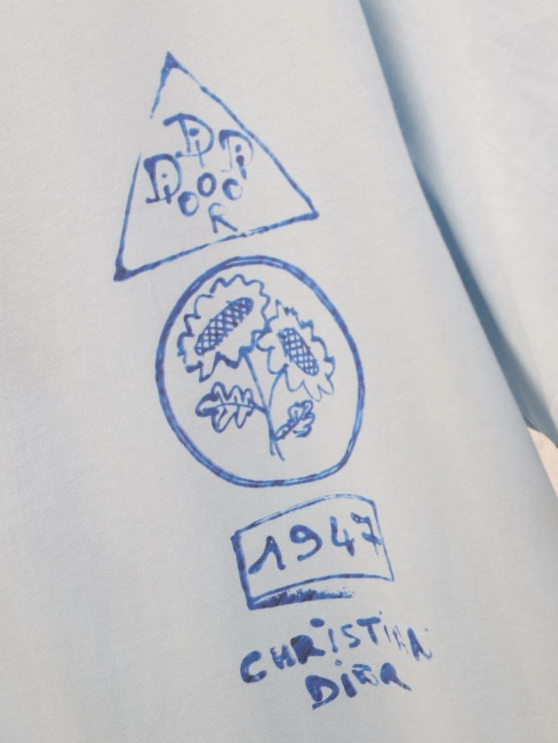 Bargain Christian Dior T-Shirts