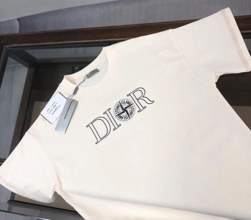 High accuracy Christian Dior T-Shirts