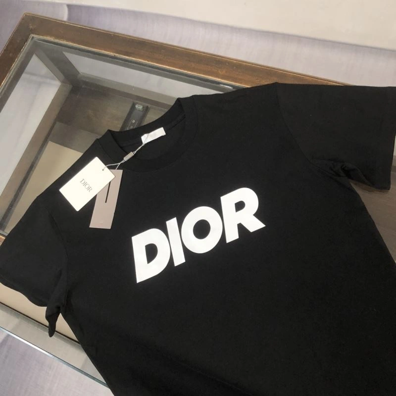 Low-cost Christian Dior T-Shirts
