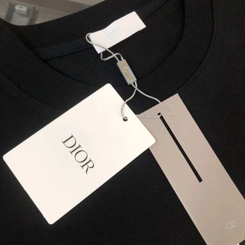 Low-cost Christian Dior T-Shirts