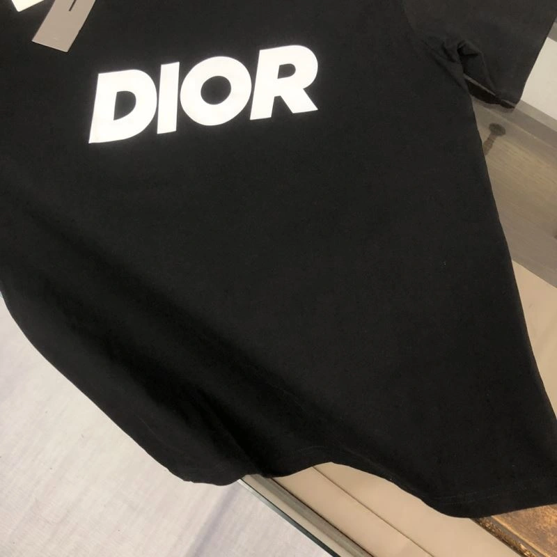 Low-cost Christian Dior T-Shirts