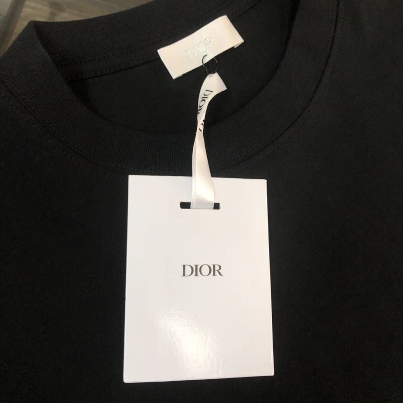 Low-cost Christian Dior T-Shirts