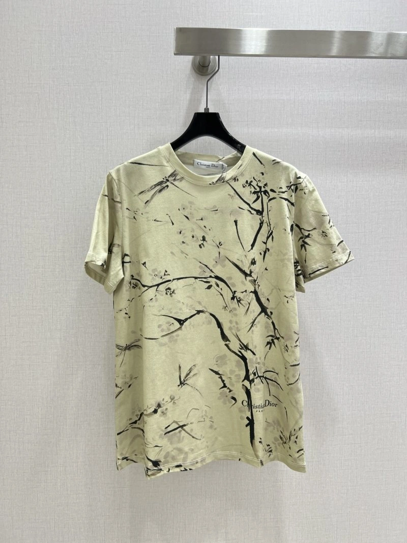 Indistinguishable Christian Dior T-Shirts