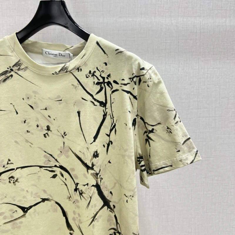 Indistinguishable Christian Dior T-Shirts