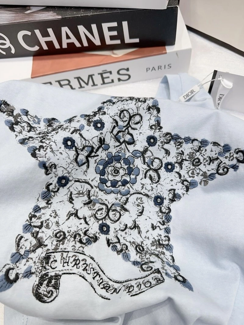 Affordable Christian Dior T-Shirts