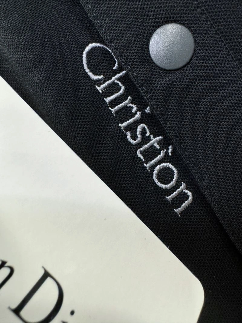 Bargain Christian Dior T-Shirts
