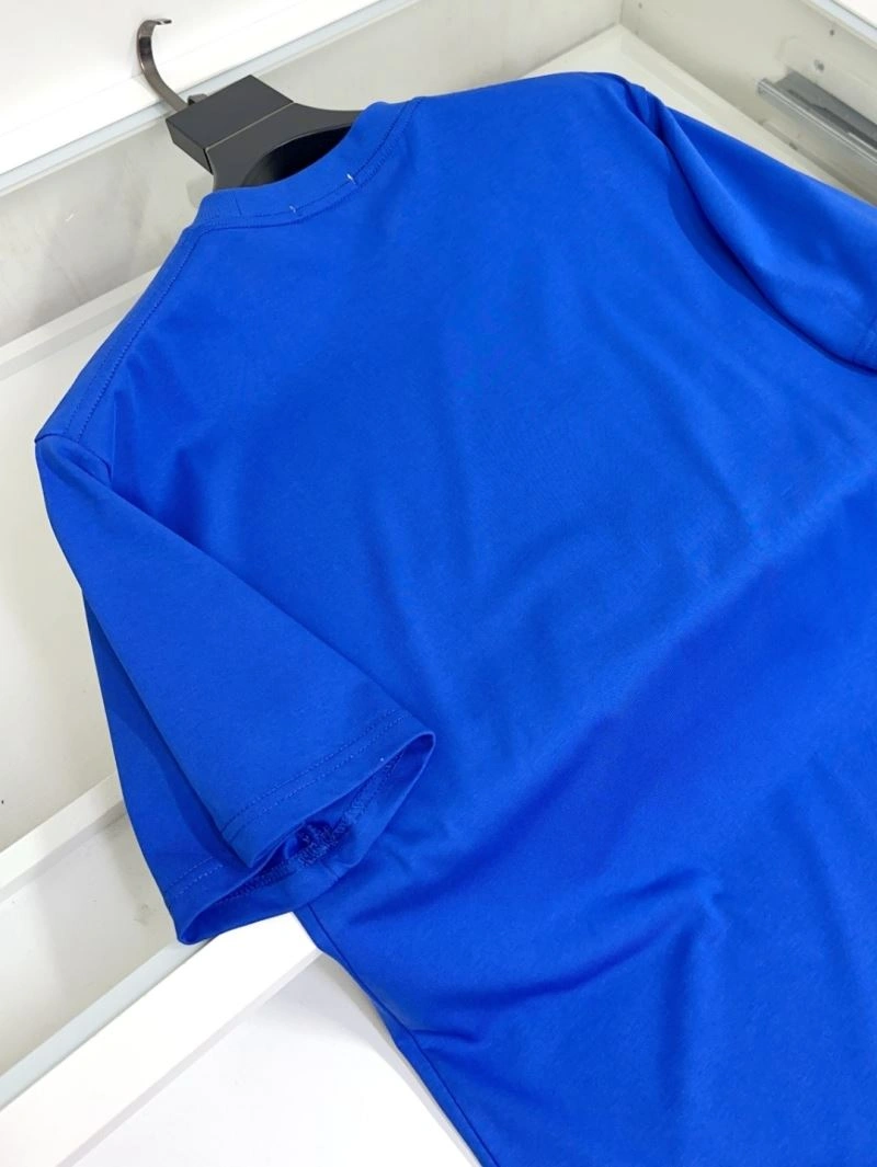 Low-cost Christian Dior T-Shirts