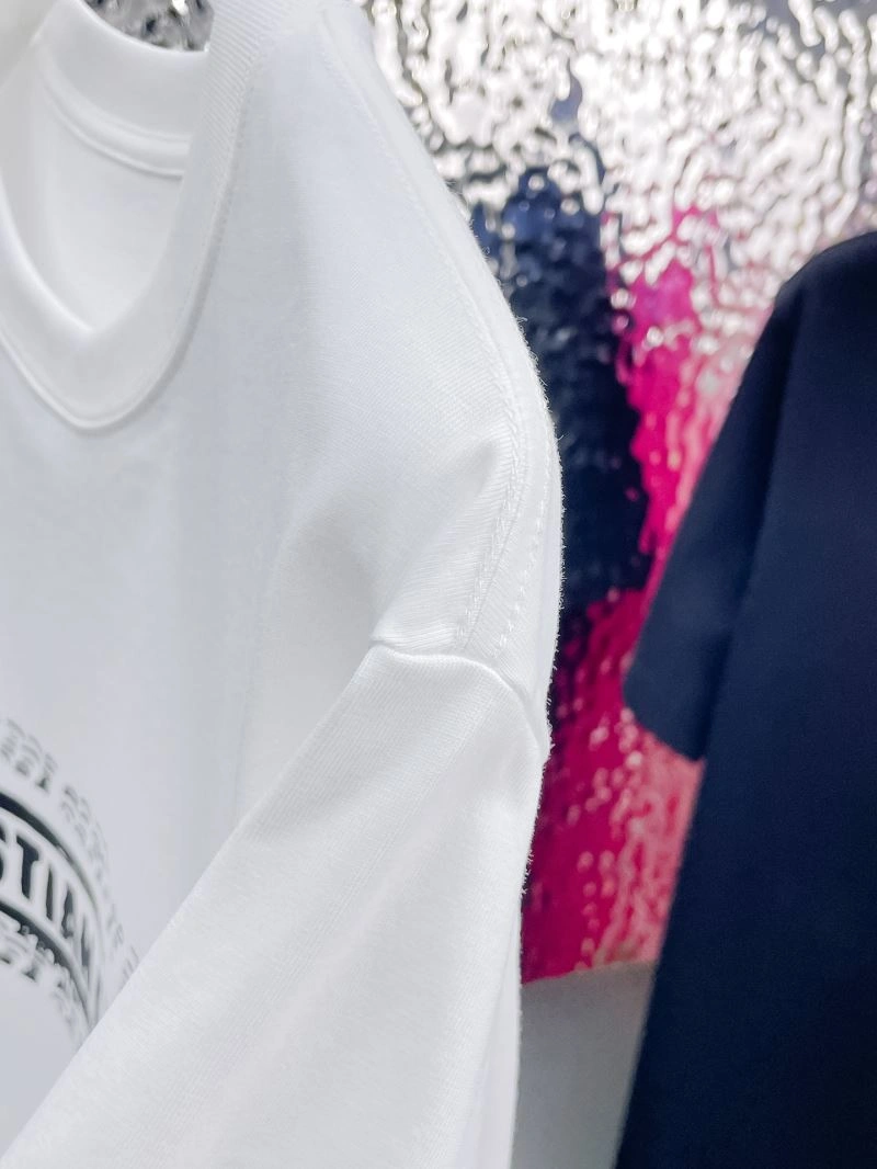 Value-priced Christian Dior T-Shirts