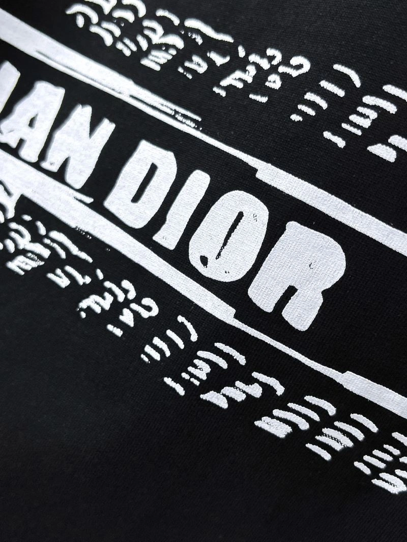 Bargain Christian Dior T-Shirts