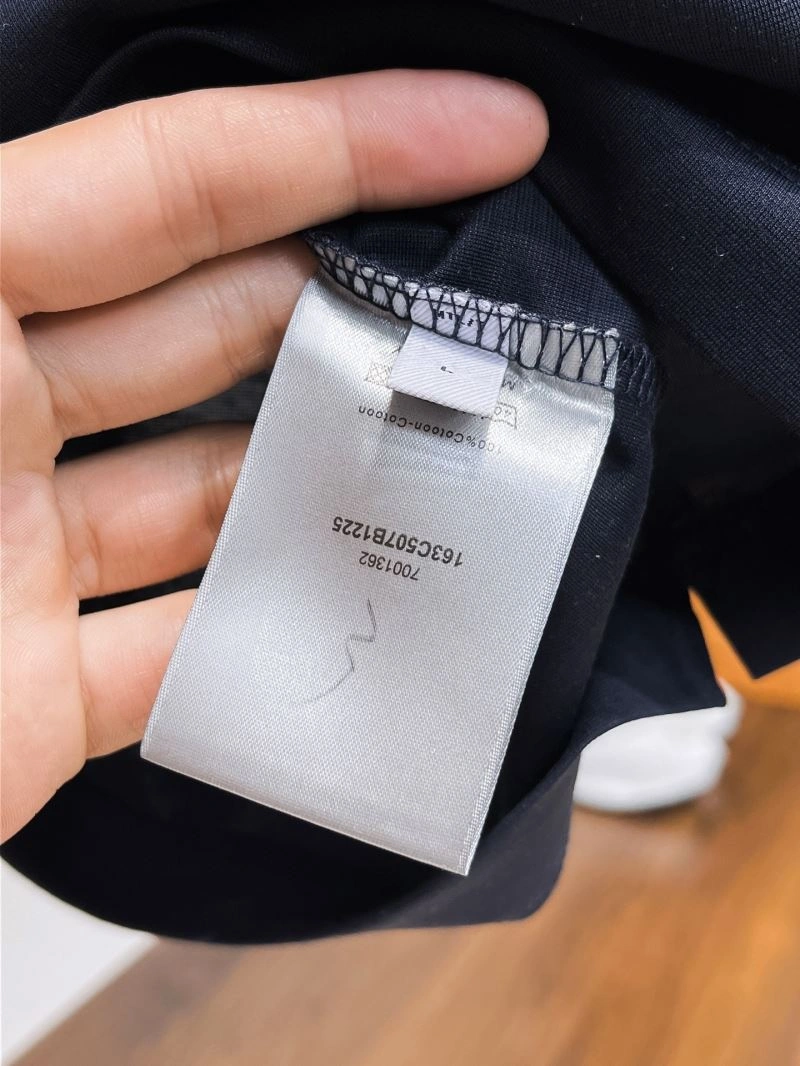 Low-cost Christian Dior T-Shirts
