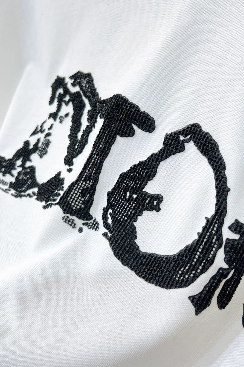 Accurate model Christian Dior T-Shirts