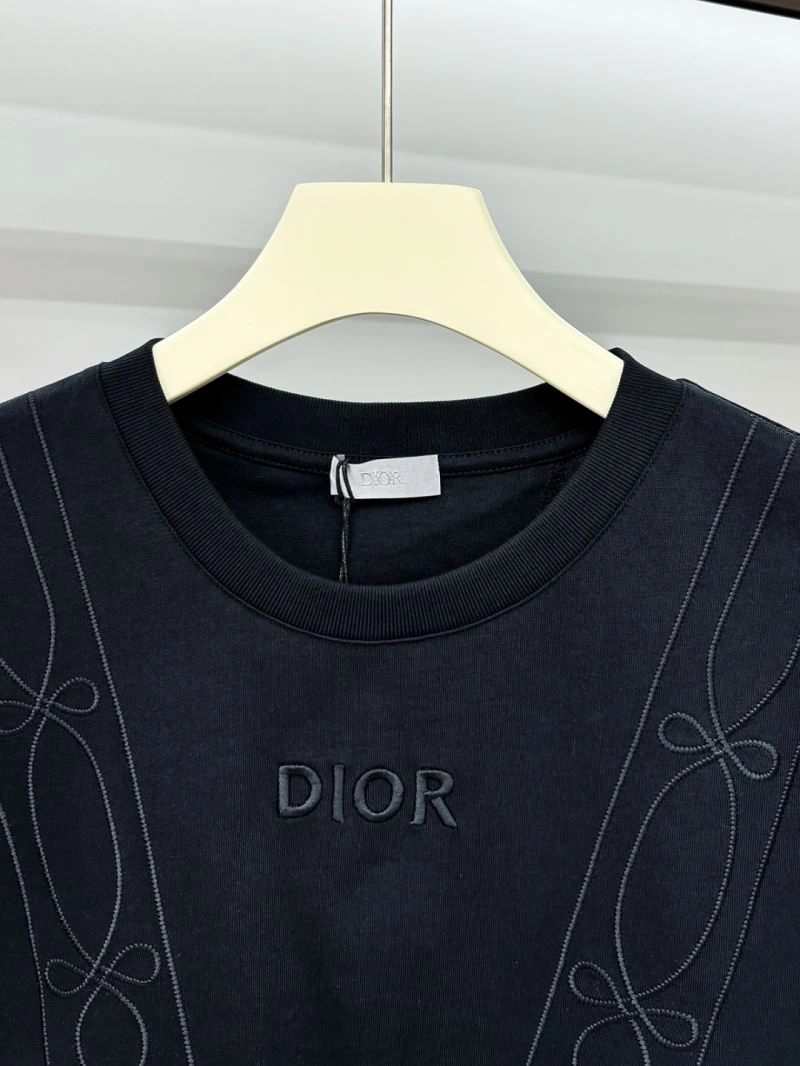 Value-priced Christian Dior T-Shirts