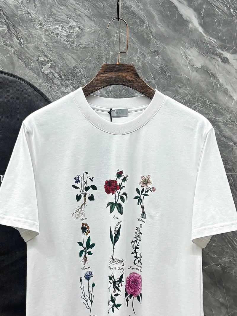 High fidelity Christian Dior T-Shirts