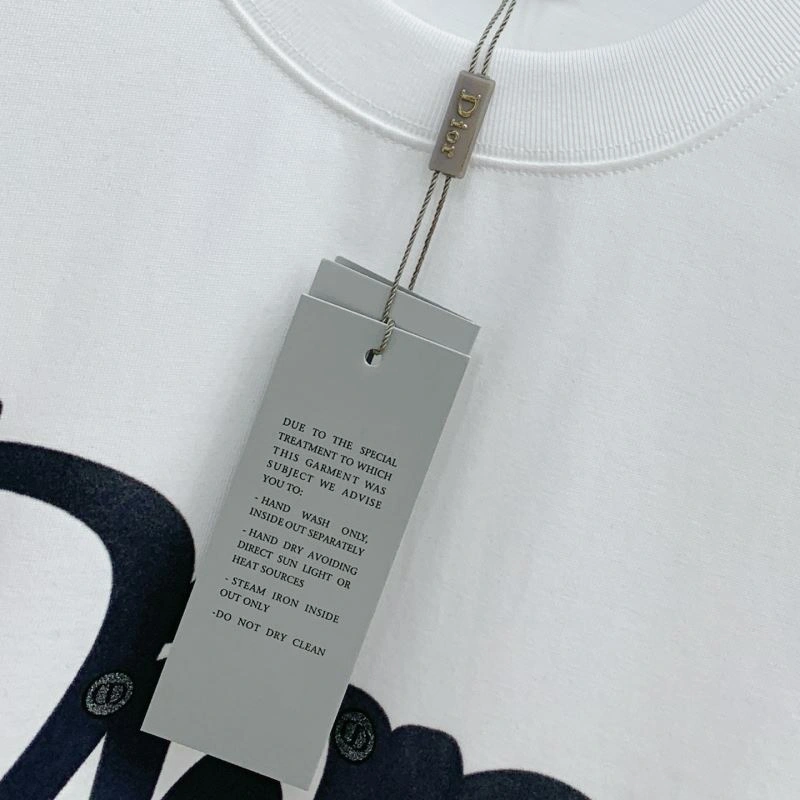 Low-cost Christian Dior T-Shirts