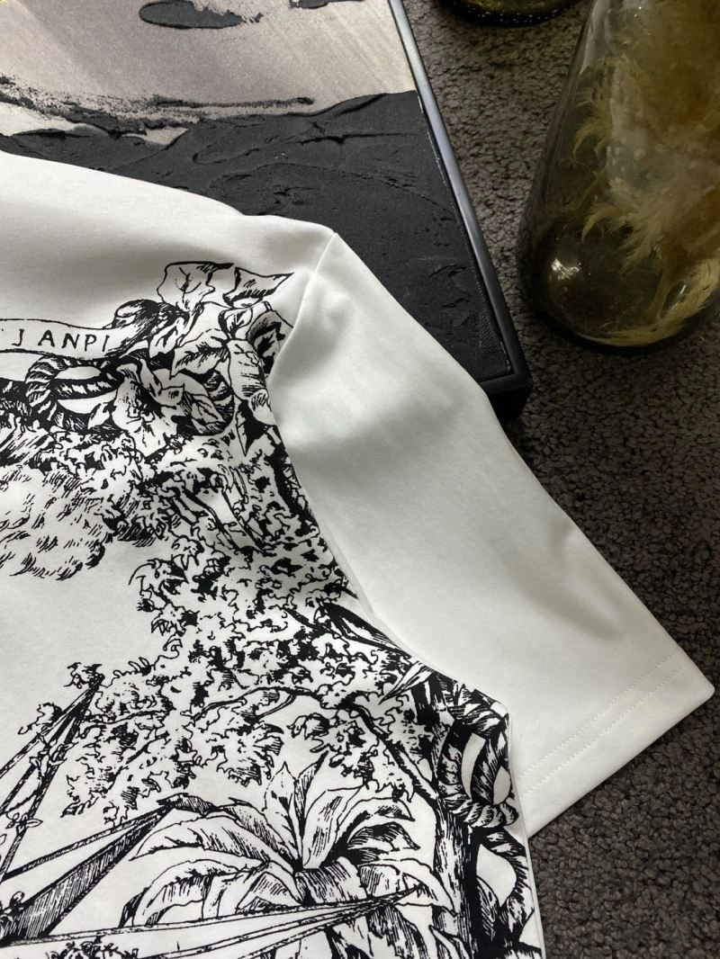 Official Christian Dior T-Shirts