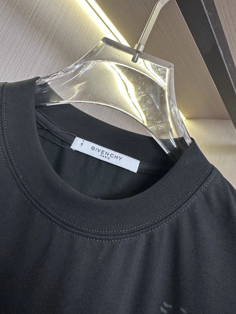 Top match Christian Dior T-Shirts