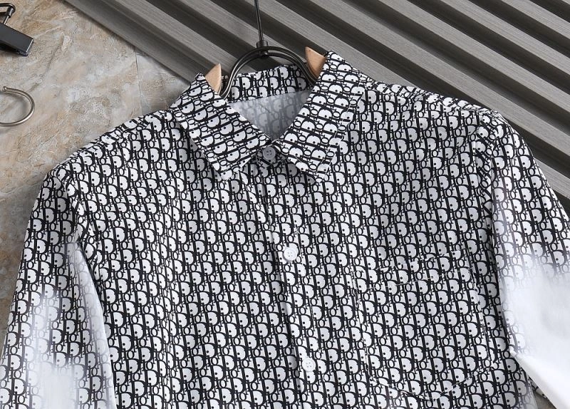 Bargain Christian Dior T-Shirts