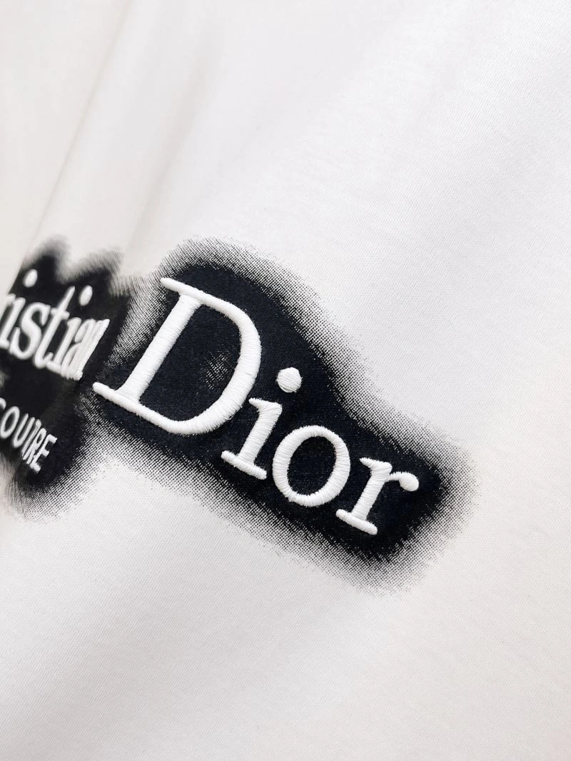 Bargain Christian Dior T-Shirts