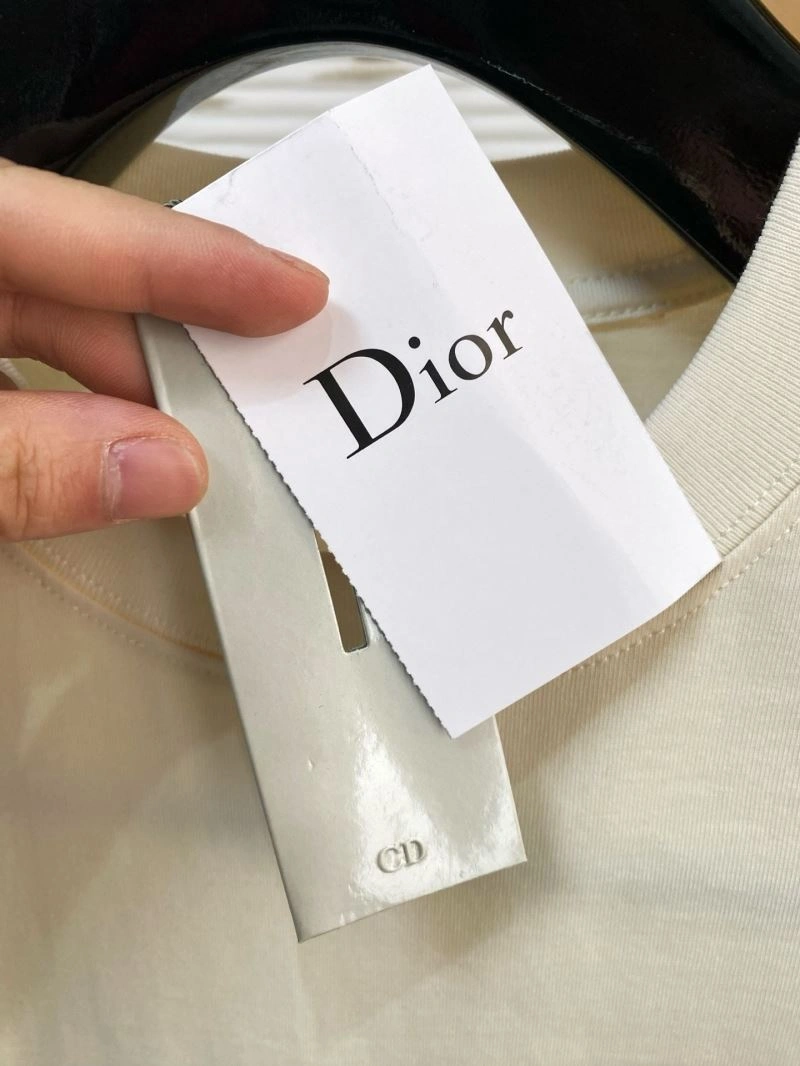 High accuracy Christian Dior T-Shirts