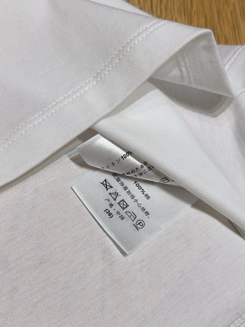 Bargain Christian Dior T-Shirts