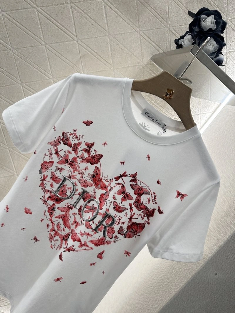 Low-cost Christian Dior T-Shirts
