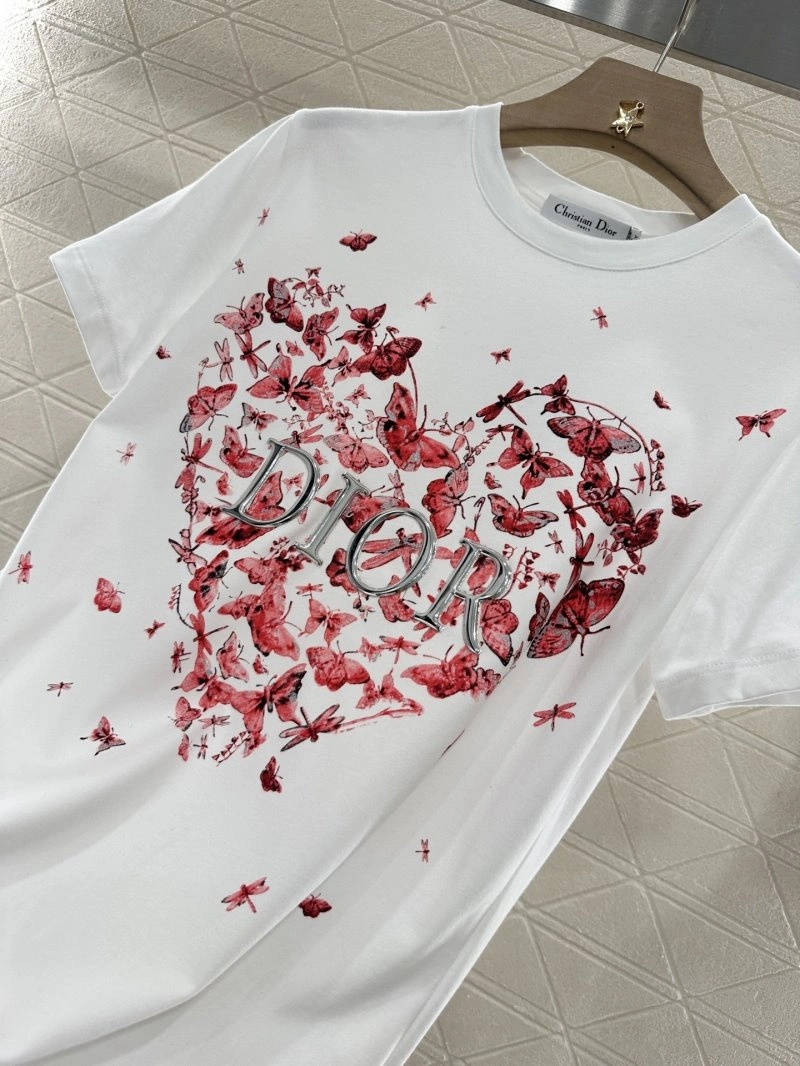 Low-cost Christian Dior T-Shirts