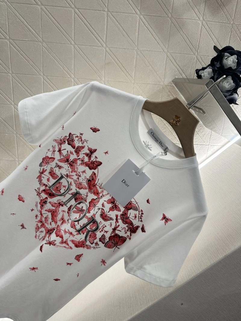 Low-cost Christian Dior T-Shirts