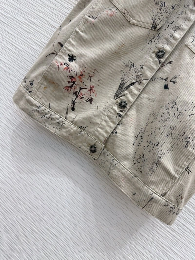 Budget-friendly Christian Dior T-Shirts