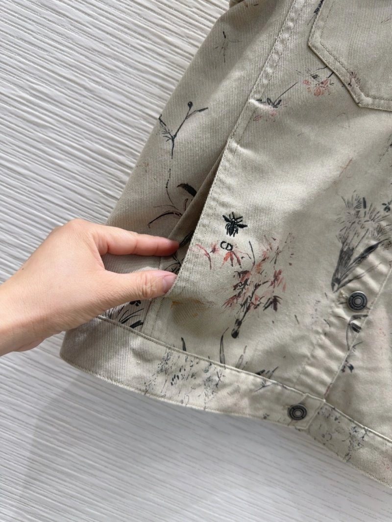 Budget-friendly Christian Dior T-Shirts