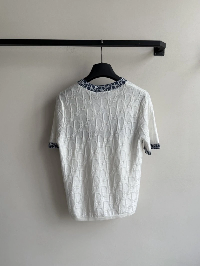 Accurate model Christian Dior T-Shirts