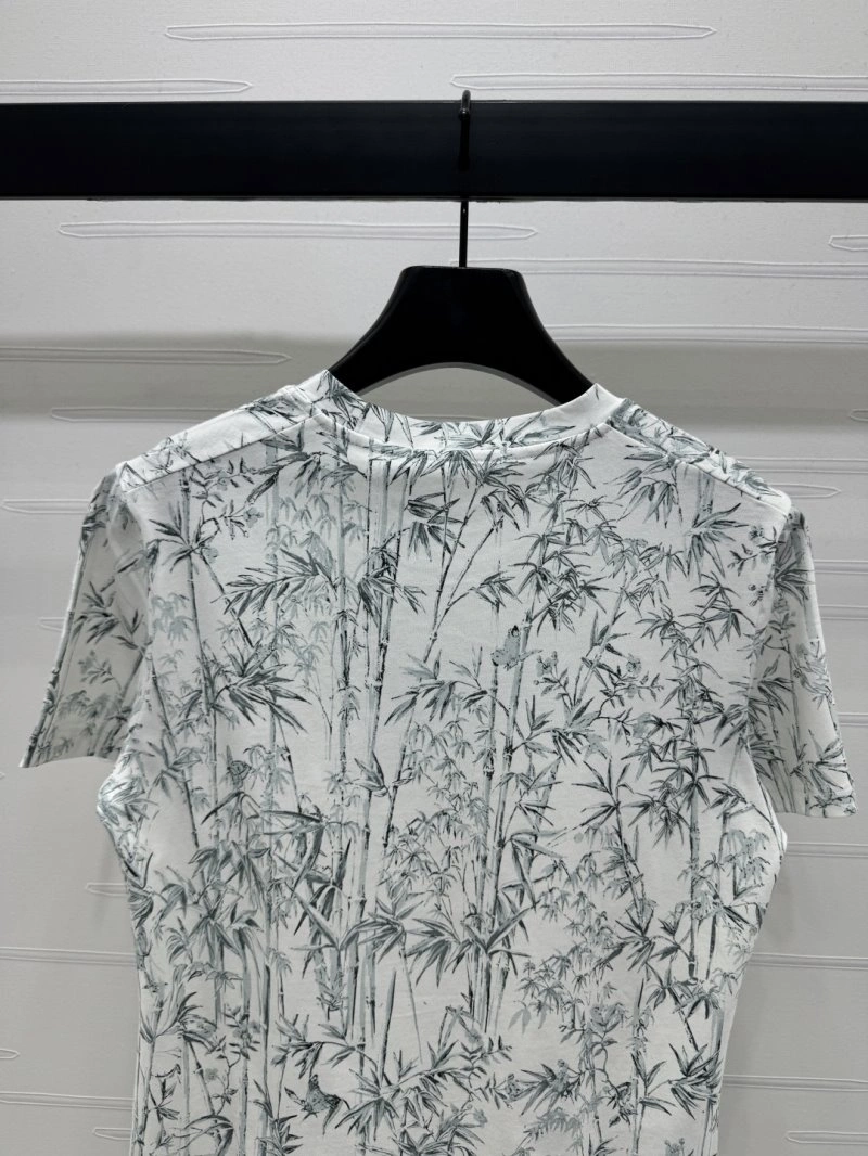 High fidelity Christian Dior T-Shirts