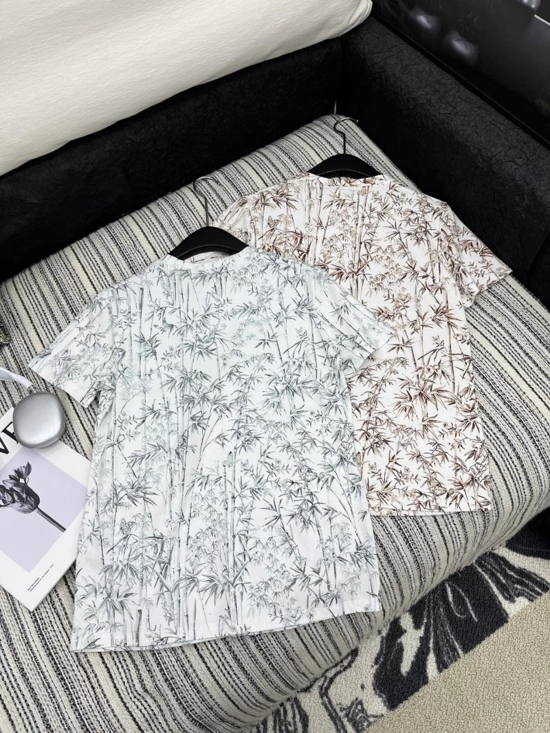 Low-cost Christian Dior T-Shirts