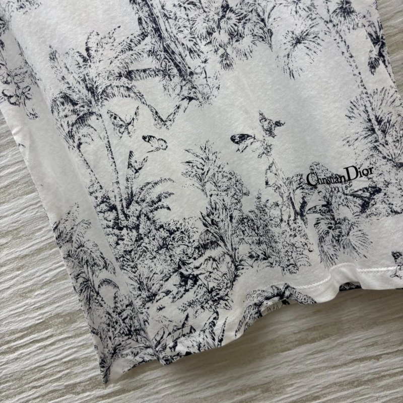 High fidelity Christian Dior T-Shirts